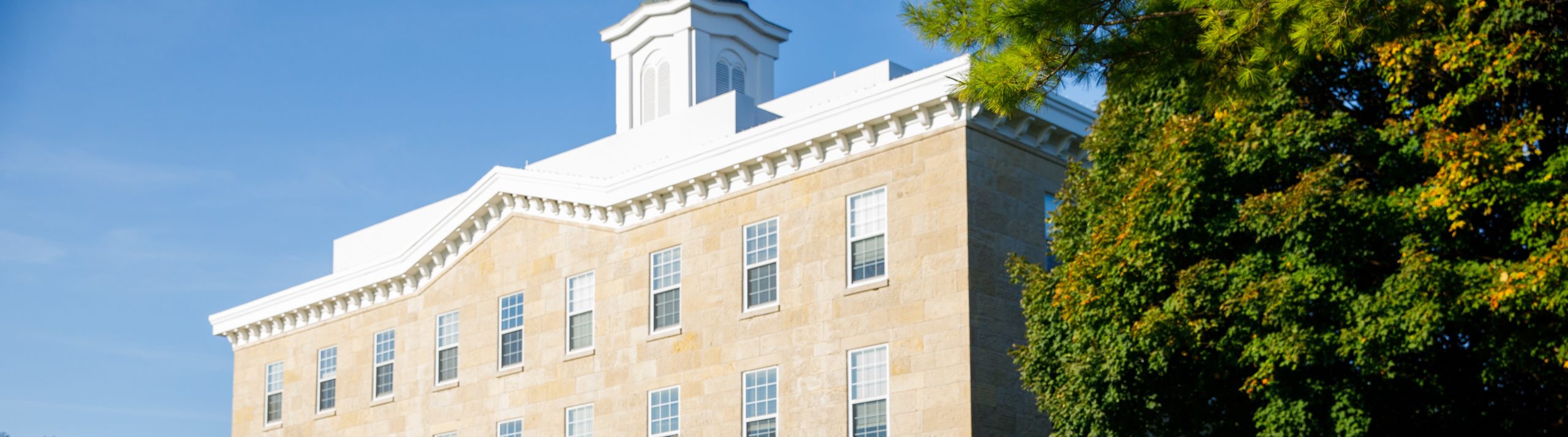 Upper Iowa Administration - Upper Iowa University